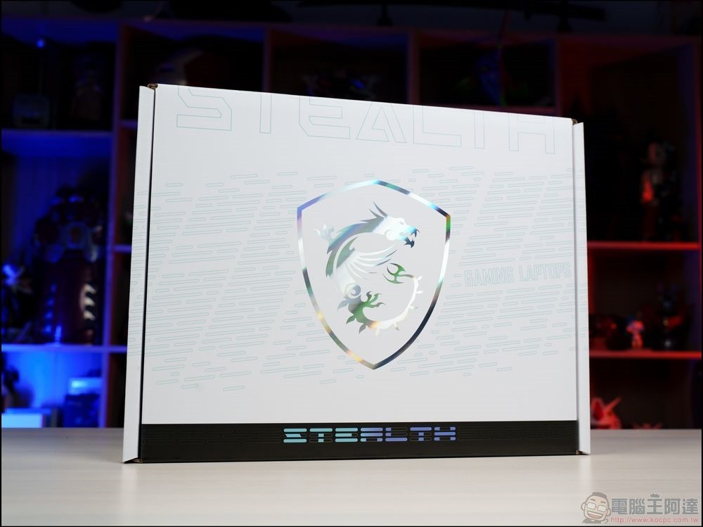 MSI Stealth 14 Studio A13V 開箱：搭載 RTX4060獨顯、僅有1.7公斤支援PD充電的全功能輕薄電競筆電 | LINE購物