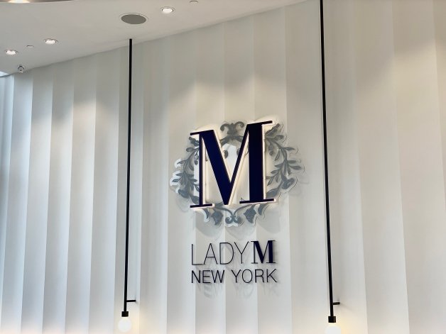 Lady M新竹「全台最大內用店」5大開幕看點！首推6款輕食、新品爆米花千層必吃 | LINE購物