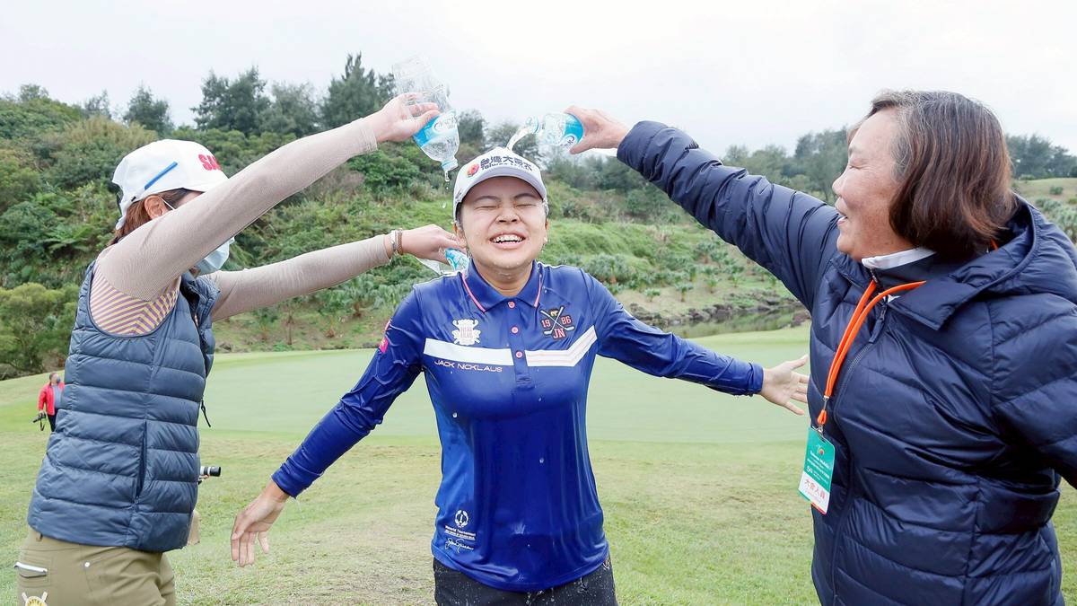 台灣一姊徐薇淩喜獲2021台灣大哥大女子公開賽冠軍 | TLPGA 台灣女子職業高爾夫協會 | LINE TODAY