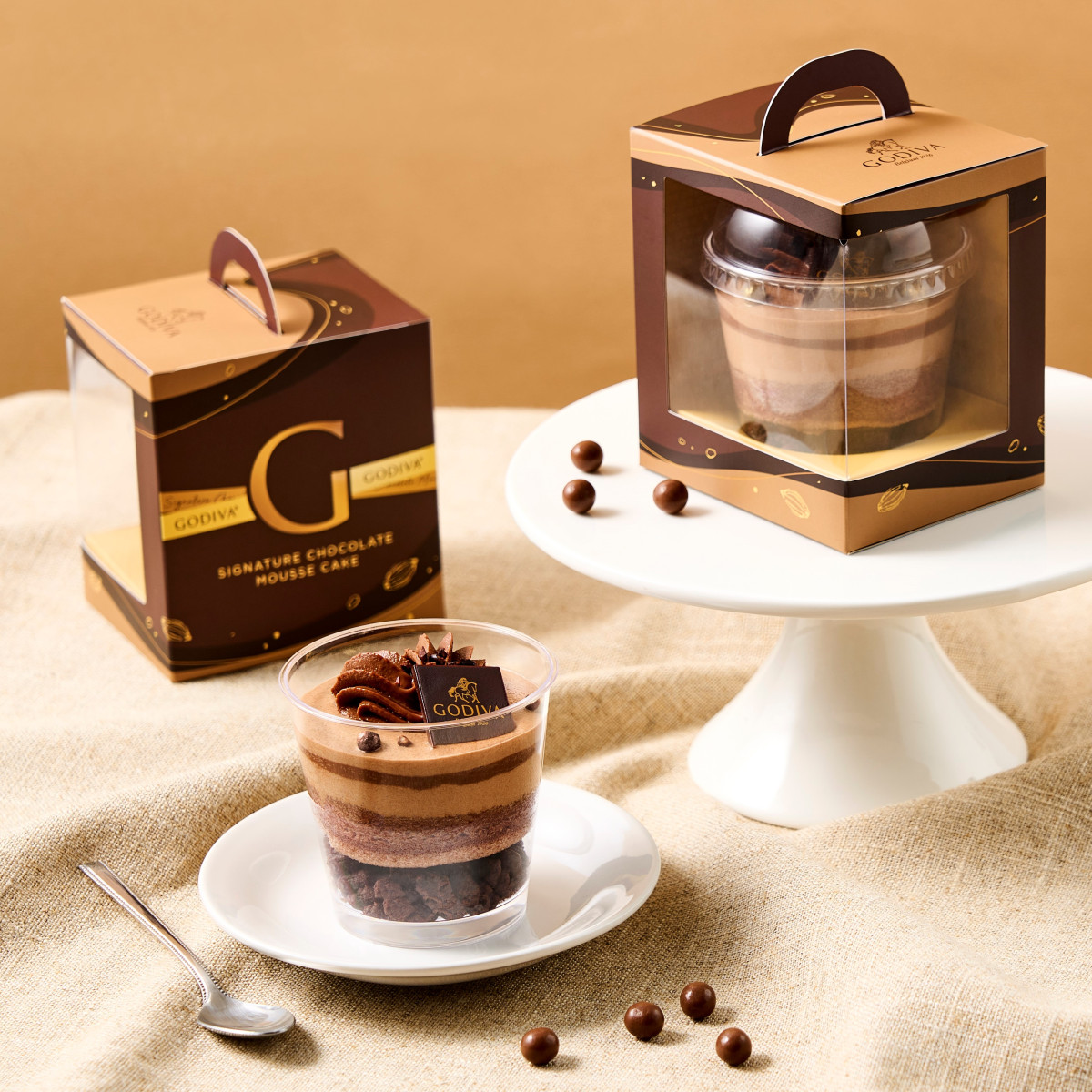 台灣獨家！GODIVA「醇黑巧克力慕斯蛋糕」全台限量15萬杯，7-11這天限量開賣 | LINE購物