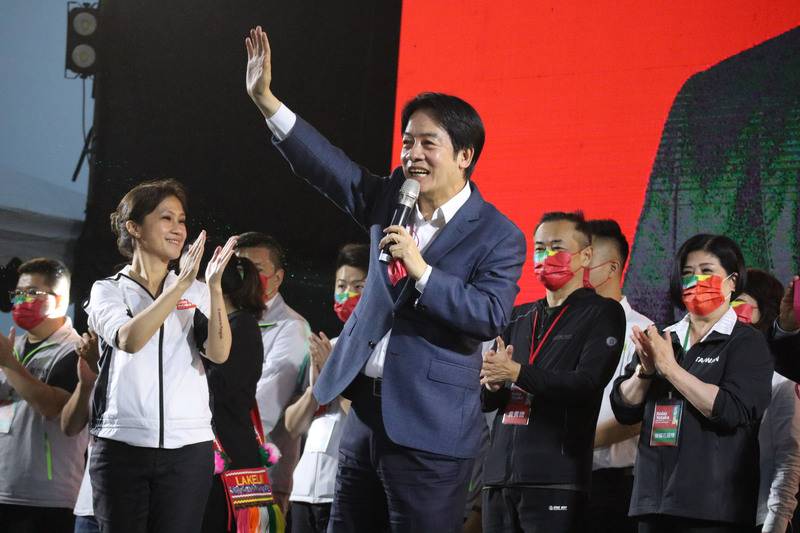 賴清德第3度為Kolas助講（1）(圖) | 中央通訊社 | LINE TODAY