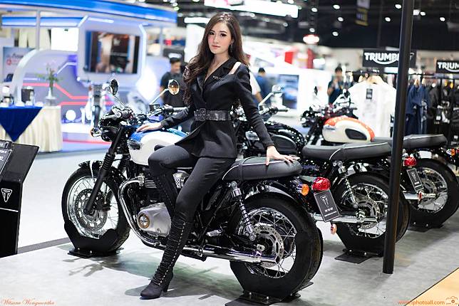 Manager Online | พริตตี้ 2 ล้อ ก็ไม่เบา เปรี้ยว เผ็ด