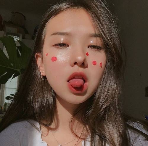 Akeru Feed | ห้ามพลาด!! 4 คุชชั่นหน้าเงาตัวท็อป ทาเป็นเบสก็ได้ เป็นไฮไลท์ก็ดี!