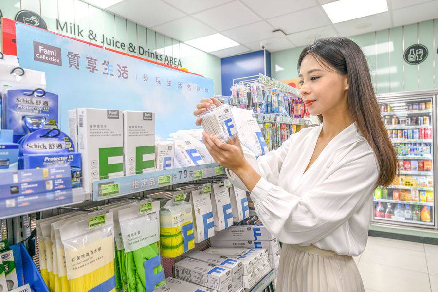 全家自有品牌 10 年創造 300 億業績！FamiCollection 如何挖掘貨價缺口，打造藍海商品？ | FC未來商務 | LINE TODAY
