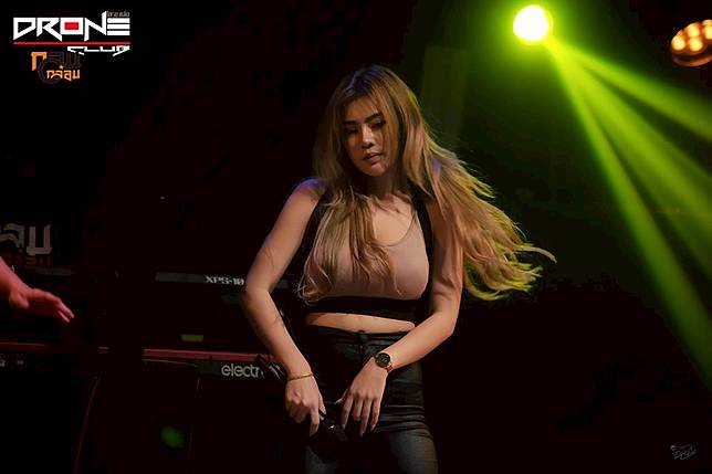 77kaoded | 5 นักร้องเซ็กซี่เผ็ด!พริกเรียกพี่