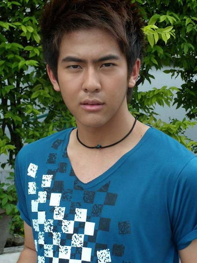 Spiceee.net | รวม 30 ดาราไทยที่มาไกลจนต้องขยี้ตาหลายล้านรอบ มาไกลมาก ...