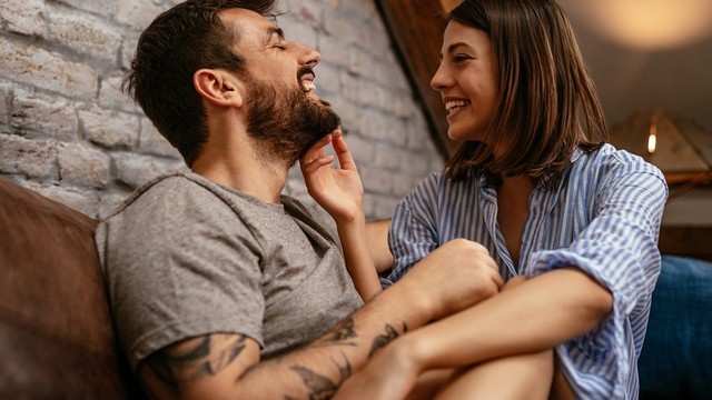 ケンカしてもすぐ仲直り…！ 仲良し夫婦の「ラブラブが長続きする秘訣」(ananweb)