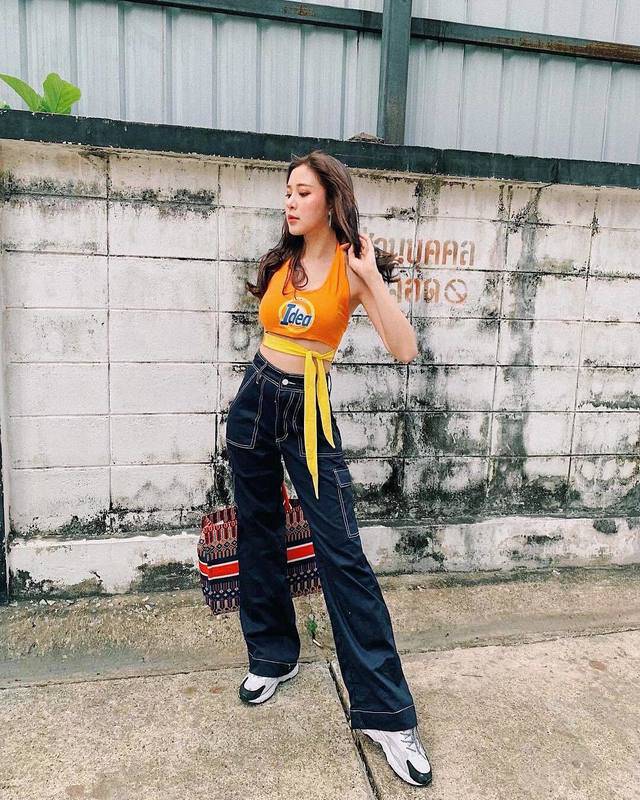 Spiceee.net | ชี้เป้า! 8 ร้านใน IG กางเกงยีนส์ทรง Daddy น่ารัก ปนเท่ห์ ต้องตำล้าว!