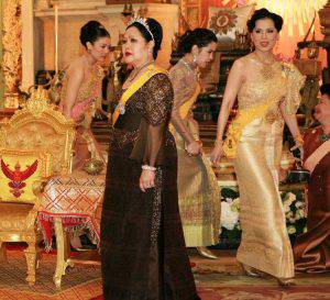 Ladyissue Magazine | รวมทรงผมชุดไทยของพระบรมราชวงศ์ในงานราชพิธี