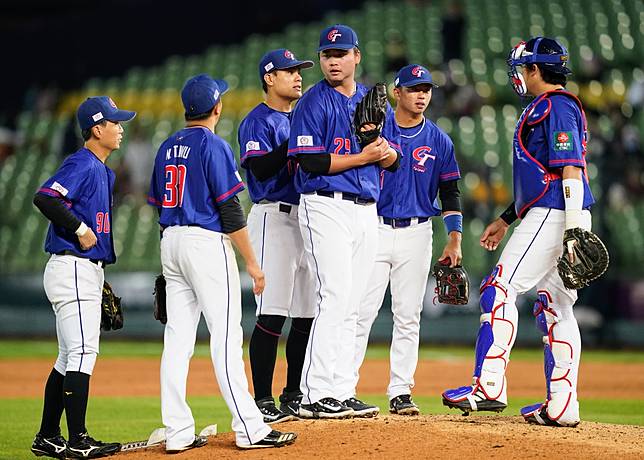 WBC》22球2安3保送 鄧愷威說控球「暴走」原因 | TSNA | LINE TODAY