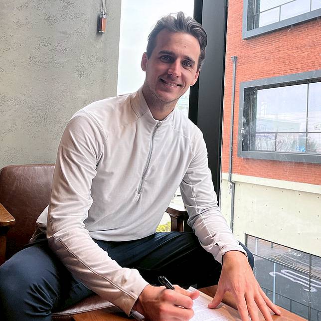 韓職恐龍2202萬元簽約196公分左手洋投 均速不到145公里 | TSNA | LINE TODAY