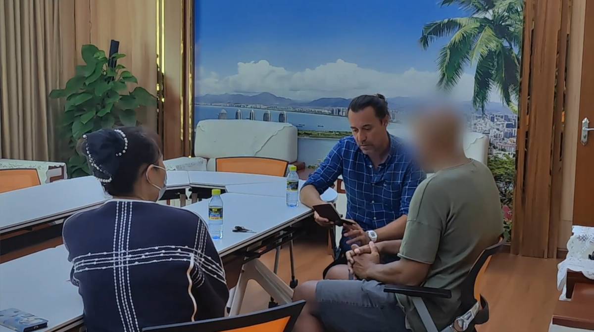 Spanish cooking teacher turns dispute mediator in China | XINHUA | LINE TODAY