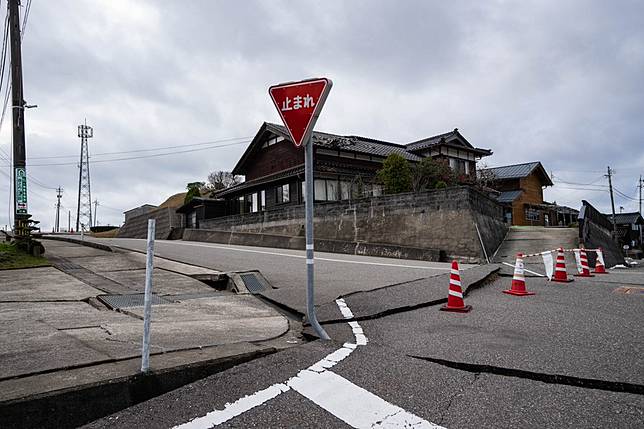 55 Confirmed Dead In Strong Japan Quakes Amid Aftershocks Rising