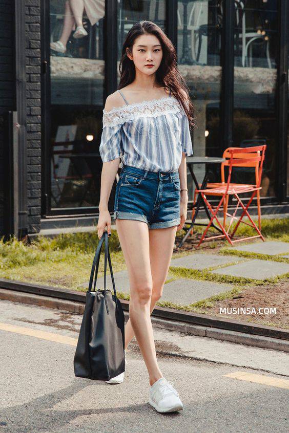 Akeru Feed | How To แต่งตัวยังไงให้ดู " เซ็กซี่" ในหน้าร้อนนี้ [ฉบับสาววัยใส]