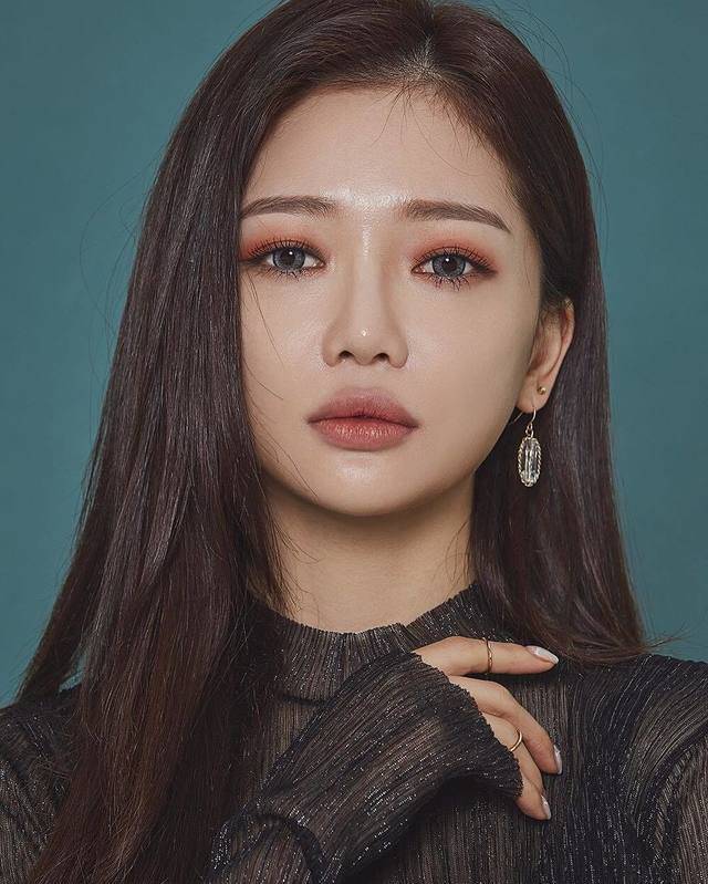 Spiceee.net | 30 ไอเดีย "Nude Makeup" แต่งยังไงไม่ให้ซีด แต่ดูสวยแพงสไตล์สาวเอเชีย