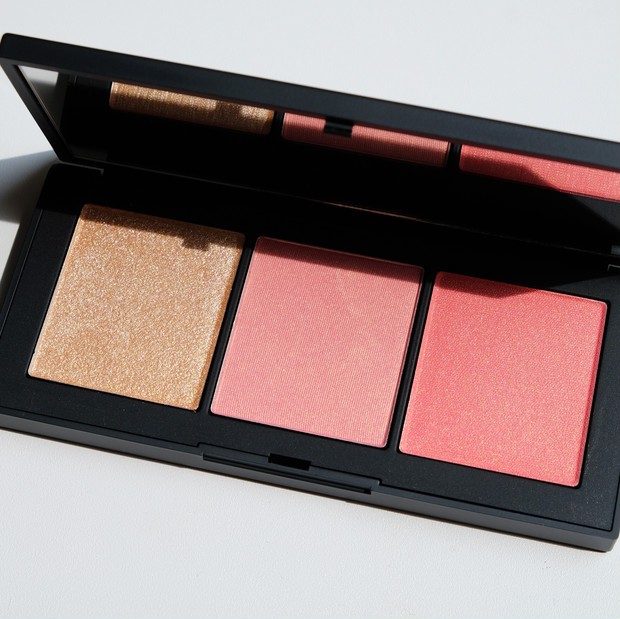 【NARS秋新色2020】挑発的で魅惑的なピンク！「ORGASM X COLLECTION」をスウォッチ（MAQUIAメイク）