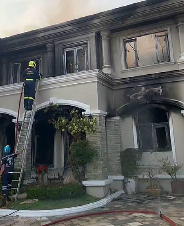 ด่วน! ไฟไหม้คฤหาสน์ ในหมู่บ้านหรูย่านรามอินทรา | PPTV HD 36 | LINE TODAY