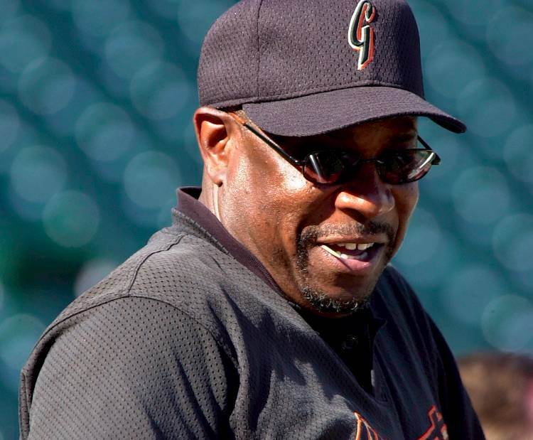 球迷見面會受熱情歡迎 Baker：像在家裡 | 緯來體育新聞 | LINE TODAY