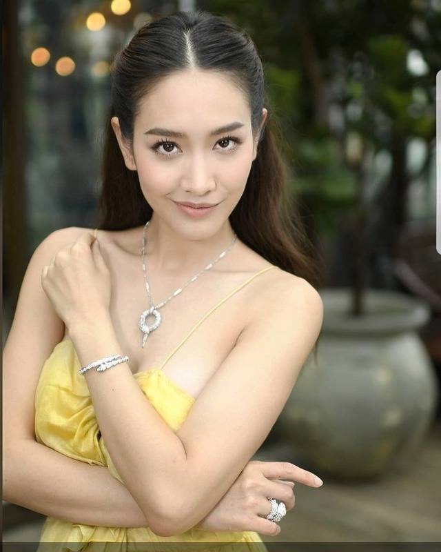 Spiceee.net | ทรงผมฮิตตลอดกาล! 40 ไอเดีย "ผมยาวแสกกลาง" ทำแล้วดูดี ดูแพง หนุ่มๆช๊อบชอบ