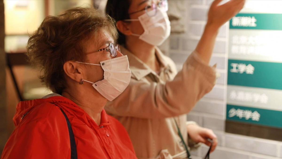 GLOBALink | Foreign expats take "red tour" to explore CPC history in ...