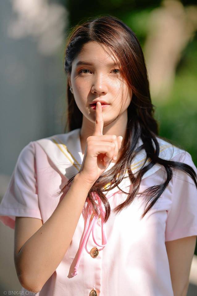 SpringNews | ดีนี่ BNK48 เปิดใจตั้งแต่เข้าวงอึดอัด " ไม่ใช่เด็กที่จะต้องมานั่งยิ้มแย้มตลอดเวลา"