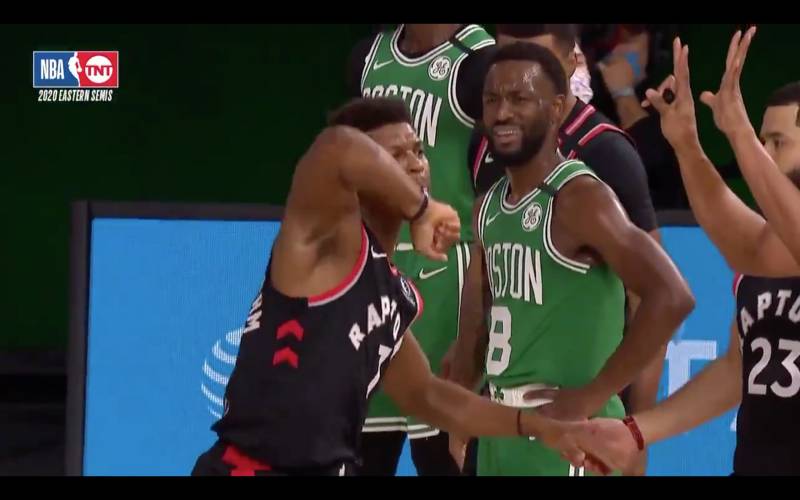 【影片】NBA / Lowry激動與裁判要犯規 Walker一旁看傻眼 | 籃球筆記 | LINE TODAY