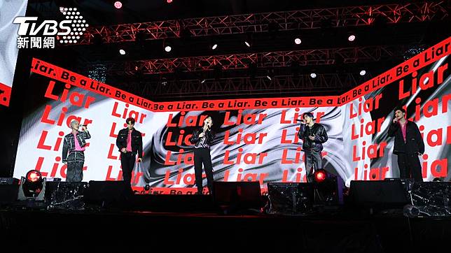 同場Ozone新北耶誕城！五堅情認了羨慕「這東西」：努力吃 | TVBS | LINE TODAY