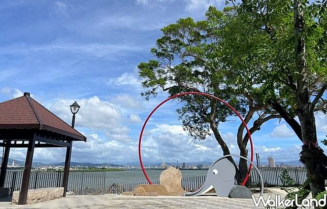 五股新秘境！五股獅子頭「山水匯集廣場」水岸新生活正式開放，超Chill「兒童樂園、景觀步道」大小朋友放空去。 | WalkerLand 窩客島 | LINE TODAY