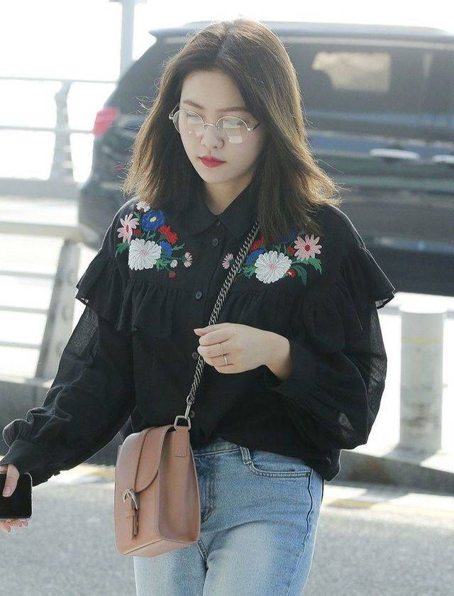 Spiceee.net | So So Cute ~ รวม 25 ไอเดียแต่งตัวของ 'สาวแว่น' มองมุมไหนก็น่ารัก