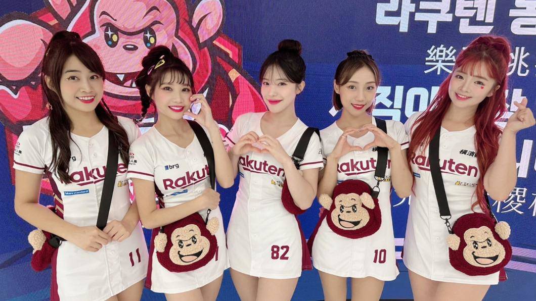 李多慧率隊席捲韓職！媽媽也來了 樂天巨人開轟全場嗨爆 | TVBS | LINE TODAY