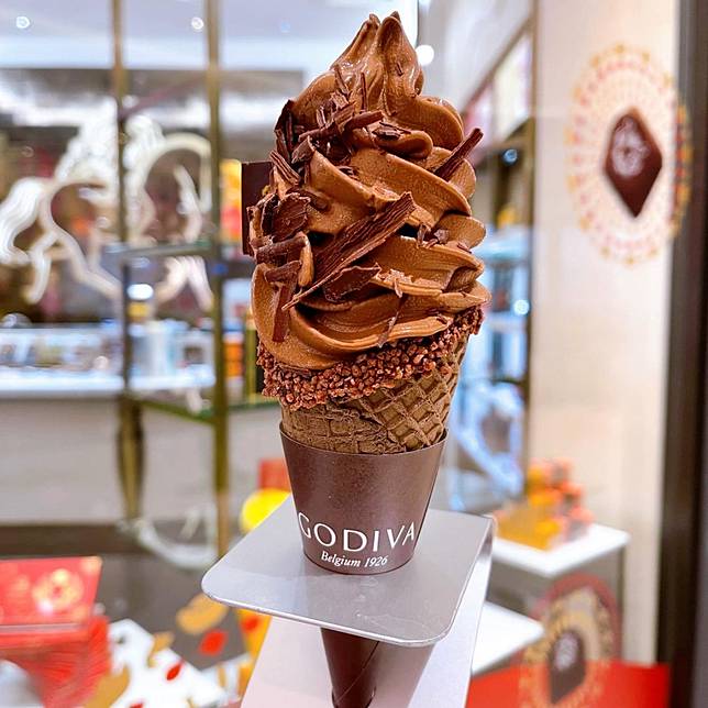 終於等到了！GODIVA超人氣「巧克力霜淇淋」第2支半價，限時3天吃爆 | 食尚玩家 | LINE TODAY