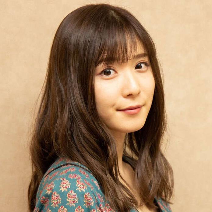 綜藝感十足的演員「松岡茉優」，在日劇《初戀的惡魔》展現富有層次的細膩演技！ | Japaholic | LINE TODAY