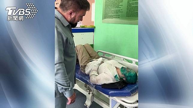 車臣採訪被蒙面人恐嚇 俄女記者遭剃頭斷指潑漆 | TVBS | LINE TODAY