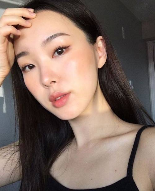 Ladyissue Magazine | ไอเดียเมคอัพผิวฉ่ำโกลวสู้แดด สวยได้ไม่เยิ้ม!