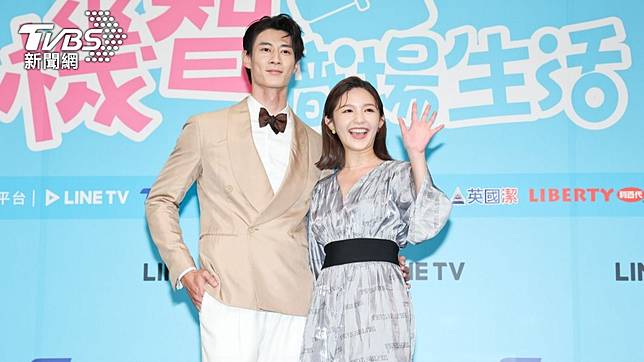 王新凱還原接送周曉涵始末 咪寶曝曾遭變態拿悠遊卡刮腿 | TVBS | LINE TODAY