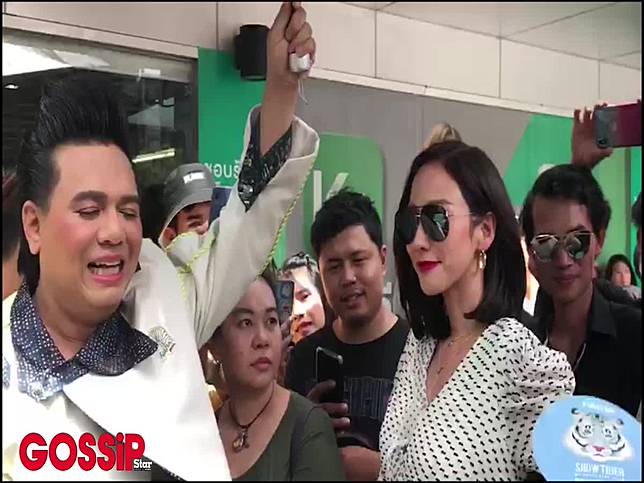 Gossipstar.com | คลิปมาดหลุด! อั้ม พัชราภา โก๊ะทุกทีที่อยู่กับ น้องมายู