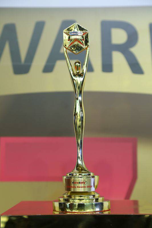 daradaily | เจาะลึก! ถ้วยเกียรติยศ" Throphy daradaily Awards