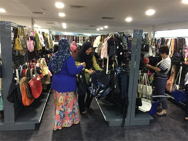 Marumura | เจ้าหญิงน้อยแห่งอันดามันตามรอยของมือสองในญี่ปุ่น ตอนที่ 1 BOOKOFF " HARDOFF ร้านมือ ...