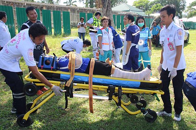 77kaoded | รพ.มิชชั่นภูเก็ต ซ้อมแผนอุบัติภัยหมู่ รถยนต์พลิกคว่ำเจ็บ14 ตาย1 ยกความพร้อมรองรับ ...