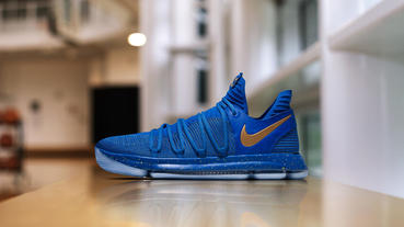 新聞分享 / 助 KD 繳出首戰精彩表現 Nike Zoom KD10 PE 賞析 | LINE購物