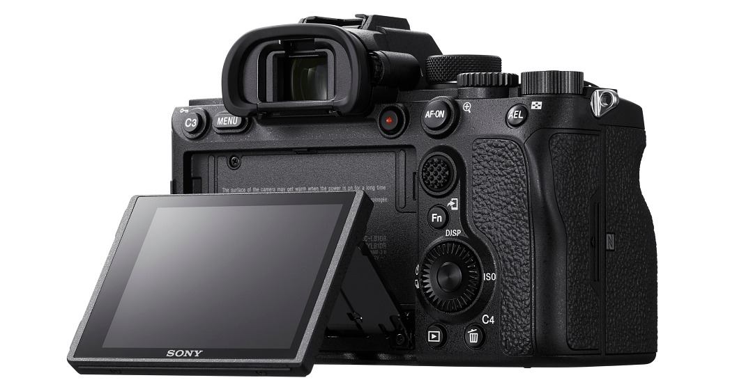 6100 萬畫素 10fps 連拍，Sony A7R IV 在台上市，售價比美金定價便宜了近萬元 - LINE購物