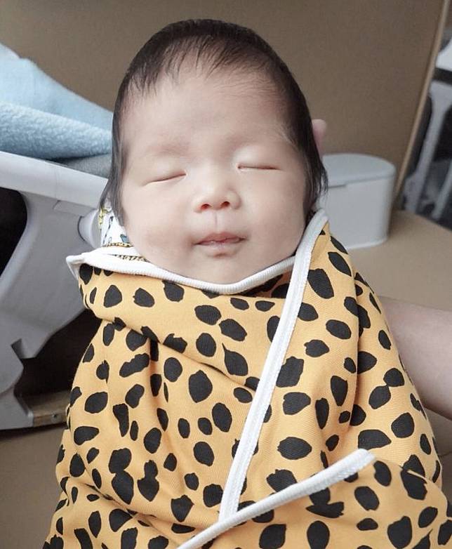 ส่องความน่ารัก น้องพร้อม ลูกชายสุดที่รักของ กันต์ กันตถาวร