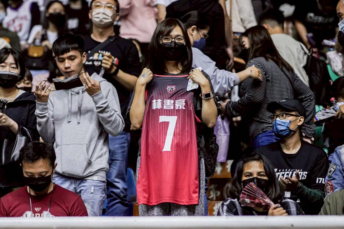 PLG》「林來瘋」旋風球團公布打假四招 應援商品熱賣破500萬元 | 麗台運動 | LINE TODAY