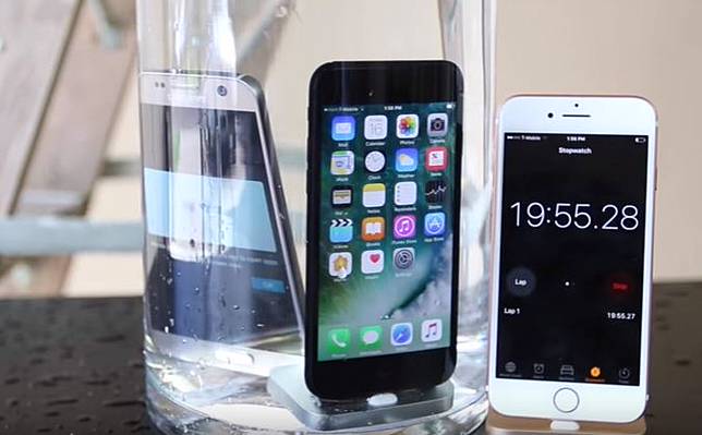 iPhone7跟Galaxy7誰防水強？它的實力太狂 | NOWnews 今日新聞 | LINE TODAY