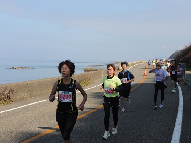 「寺泊シーサイドM」ハーフマラソンランキング対象大会に（RUNNET）