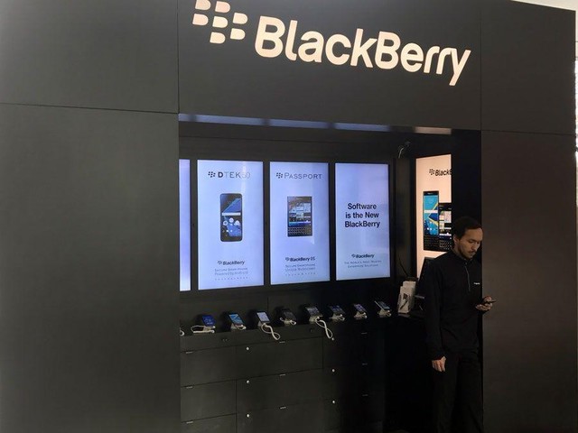 モバイル好き必見！ニューヨークのBlackBerryストアに直撃（アスキー）