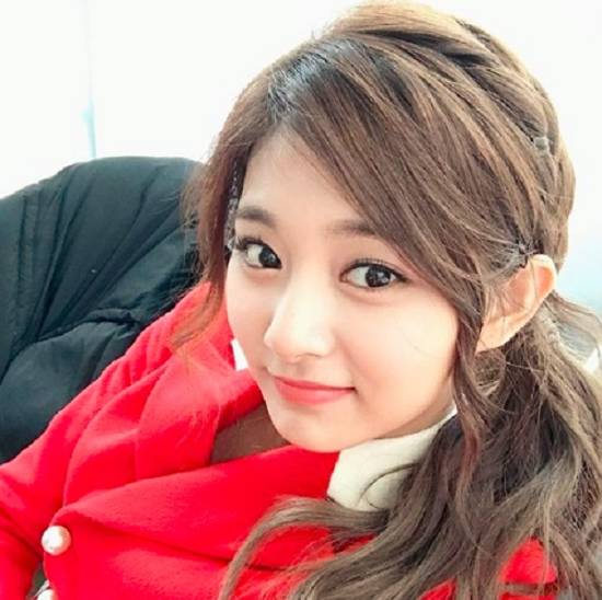 周子瑜在出道前做了這些努力，才成為世界百大美女第8名！ | Knowing | LINE TODAY