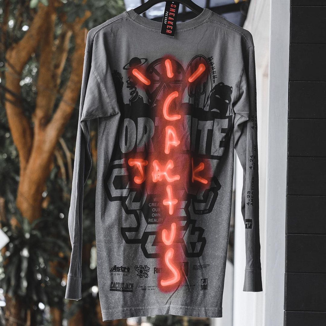 Travis Scott x Fortnite Back Bling Longsleeve Grey | LINE SHOPPING