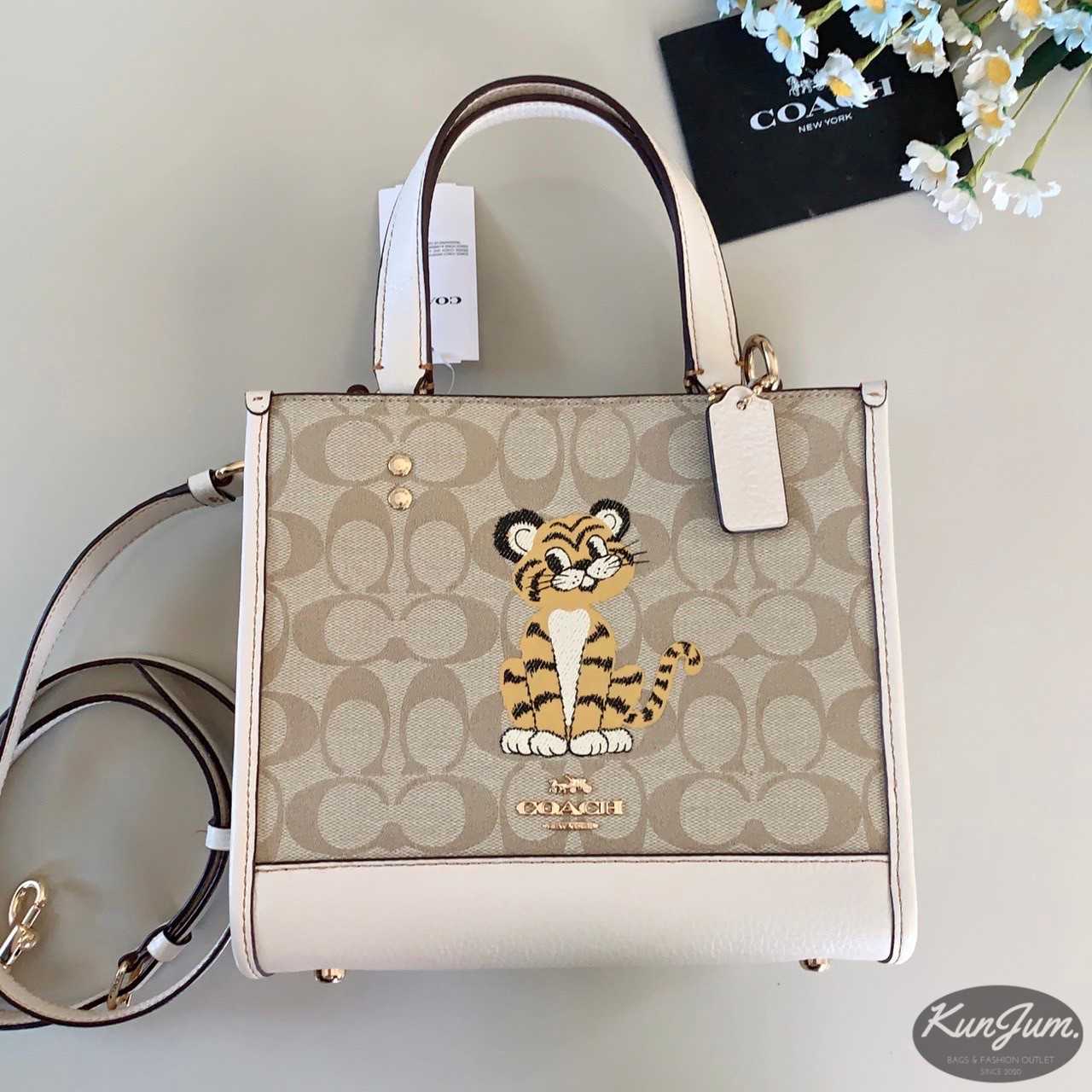 COACH (Style No.C7001) | LINE SHOPPING