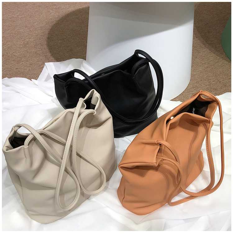 PUDDING BAG - Everyday bag ที่ถูกต้อง 😉 หนังหนานุ่ม | LINE SHOPPING